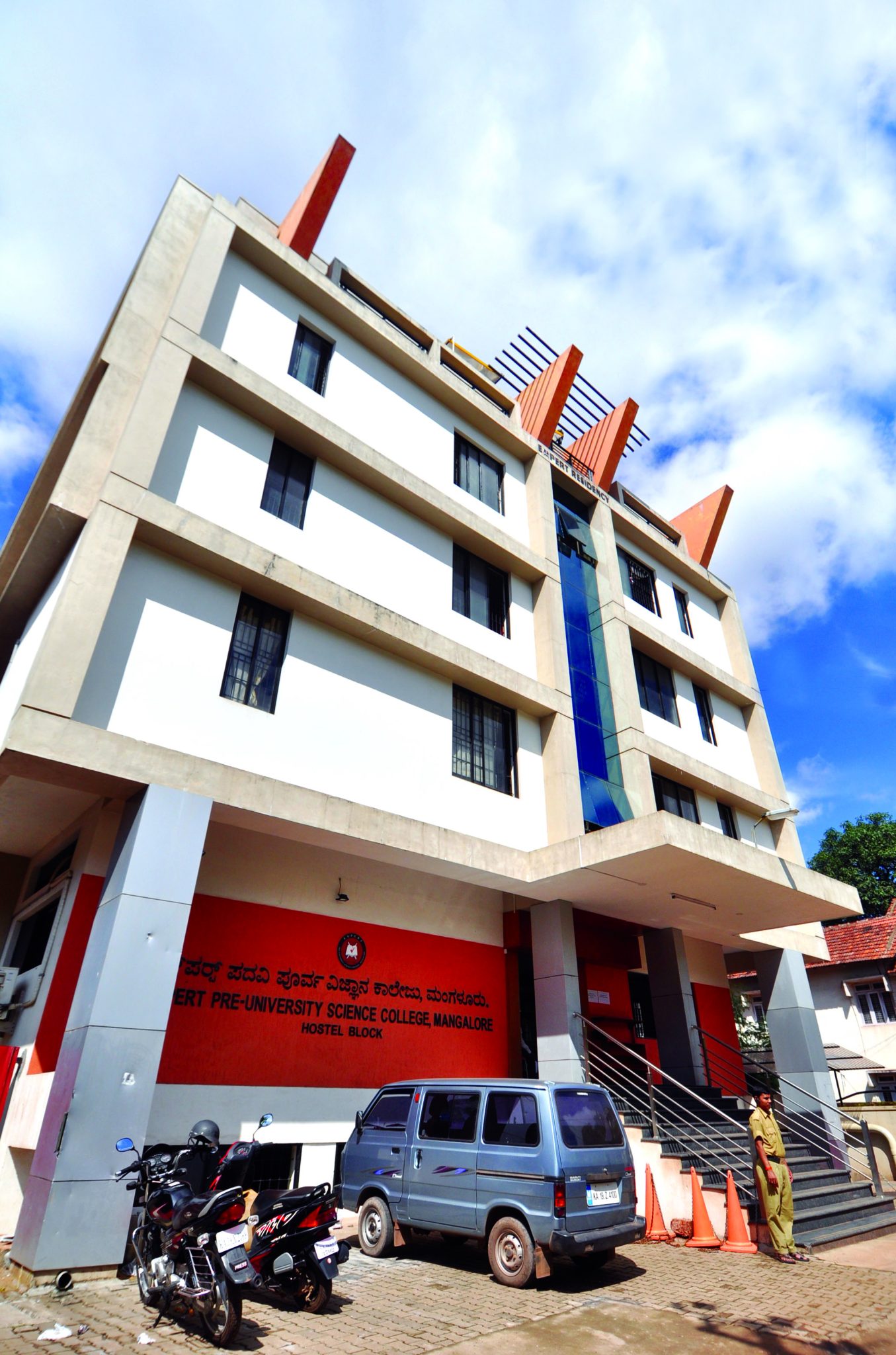 About EXPERT – EXPERT GROUP OF INSTITUTIONS